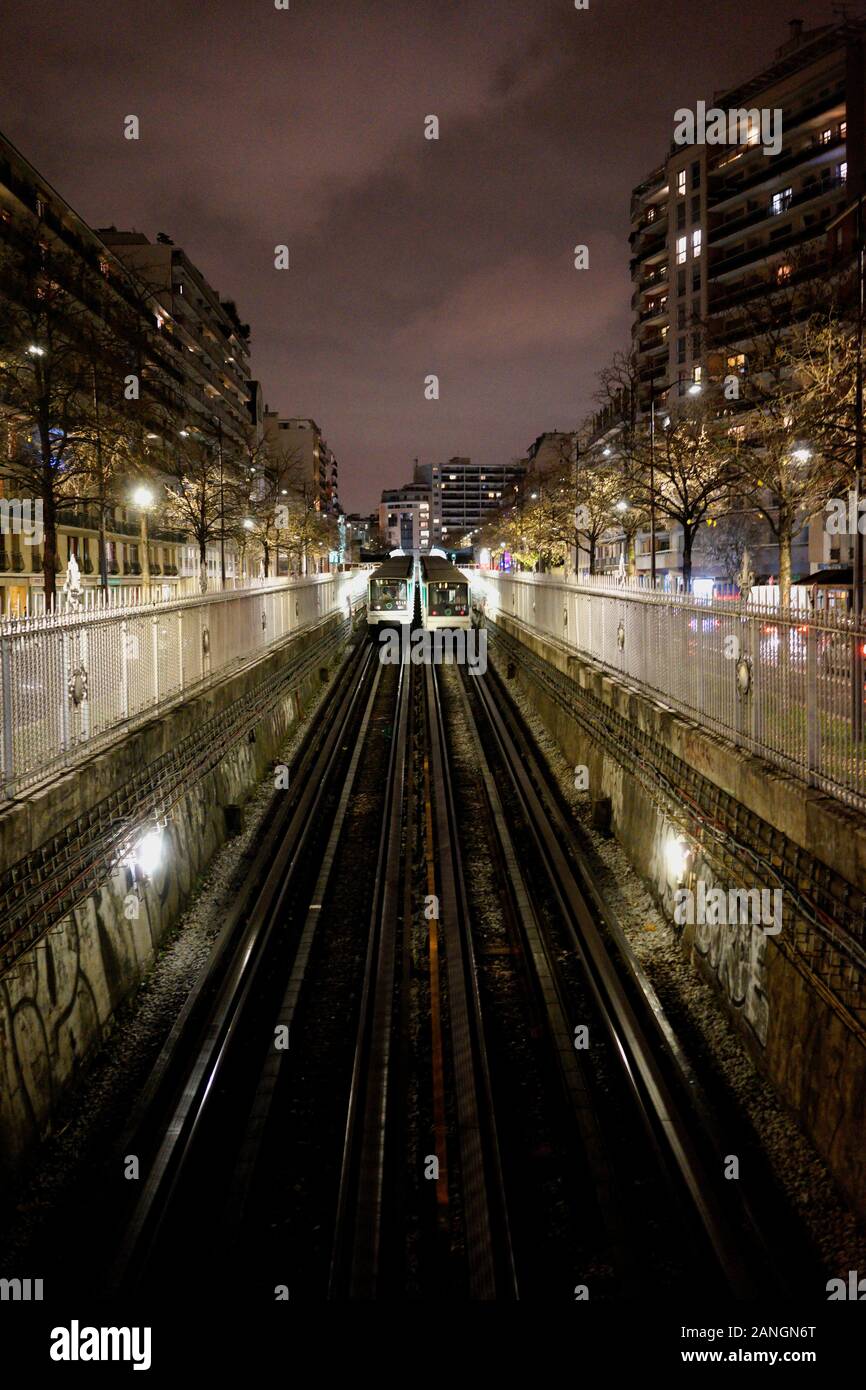 Sony street photography paris hi-res stock photography and images - Alamy