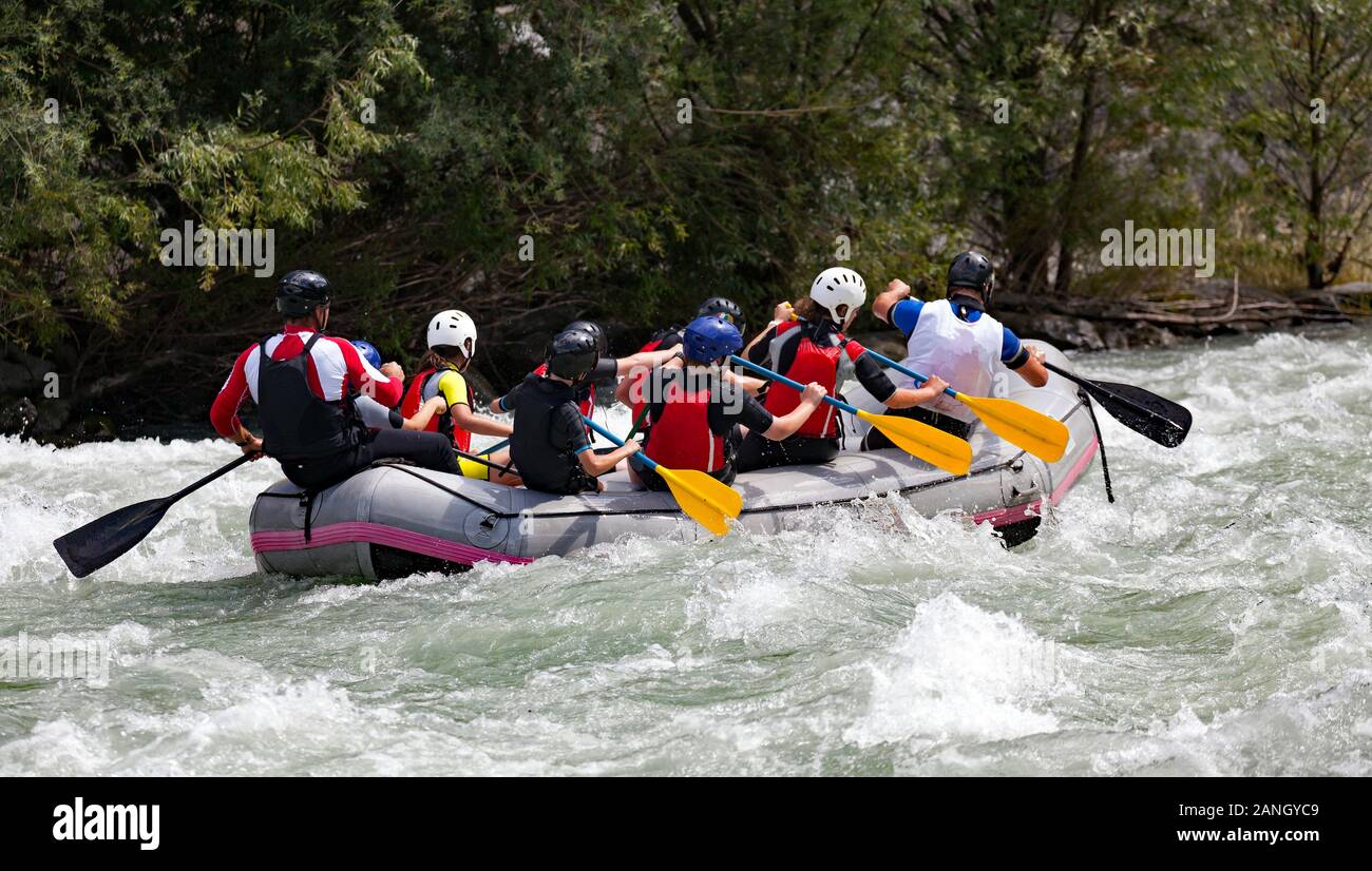 rafting team in the rapids Stock Photo - Alamy