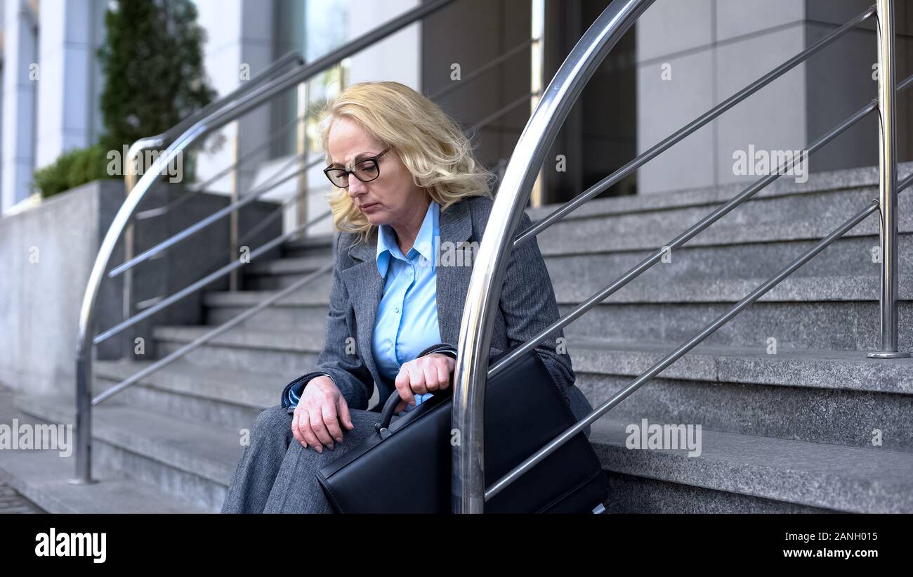 Office building stairs hi-res stock photography and images - Alamy