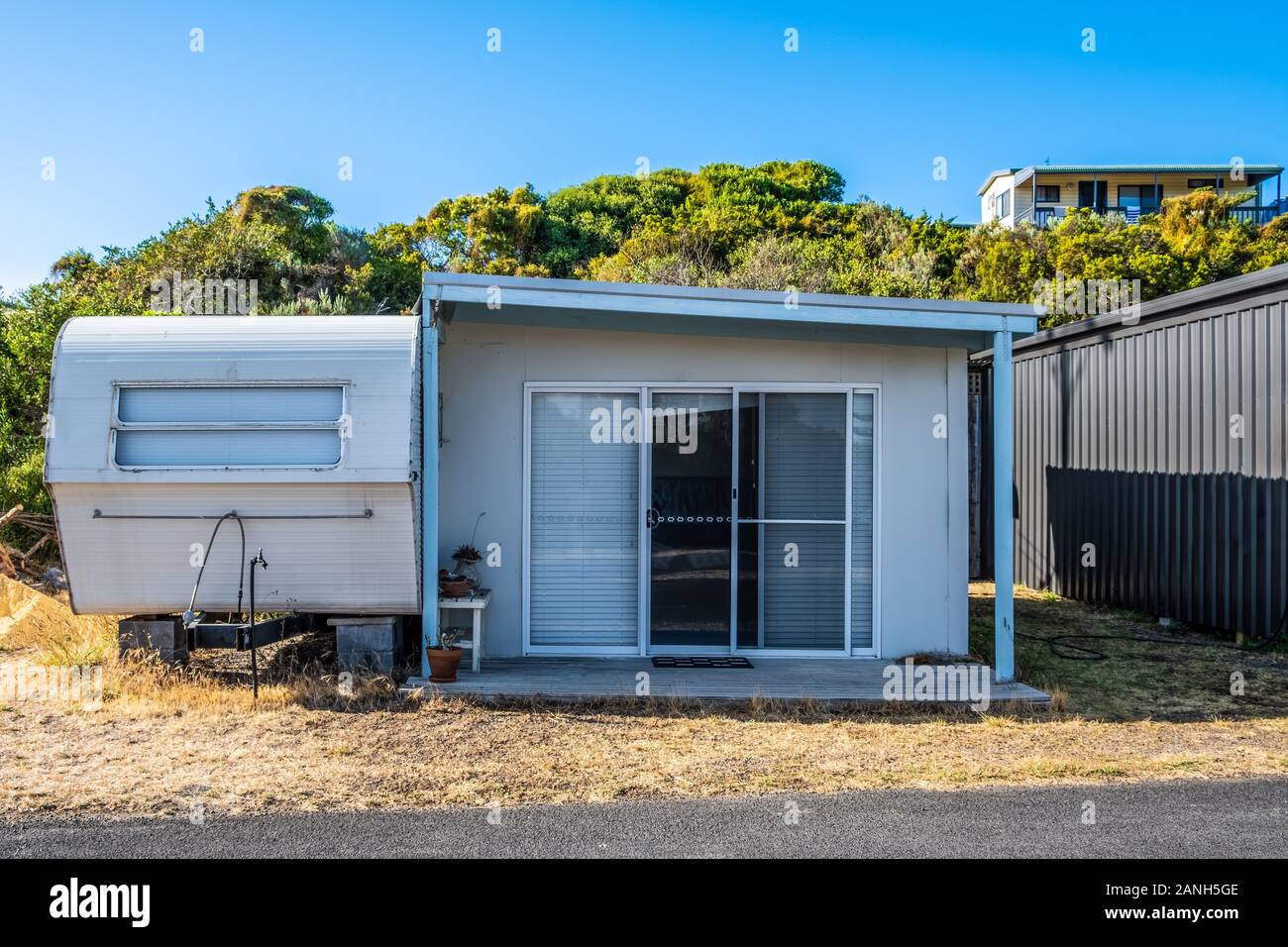 Permanent stationary caravan with annex at a holiday park in South ...