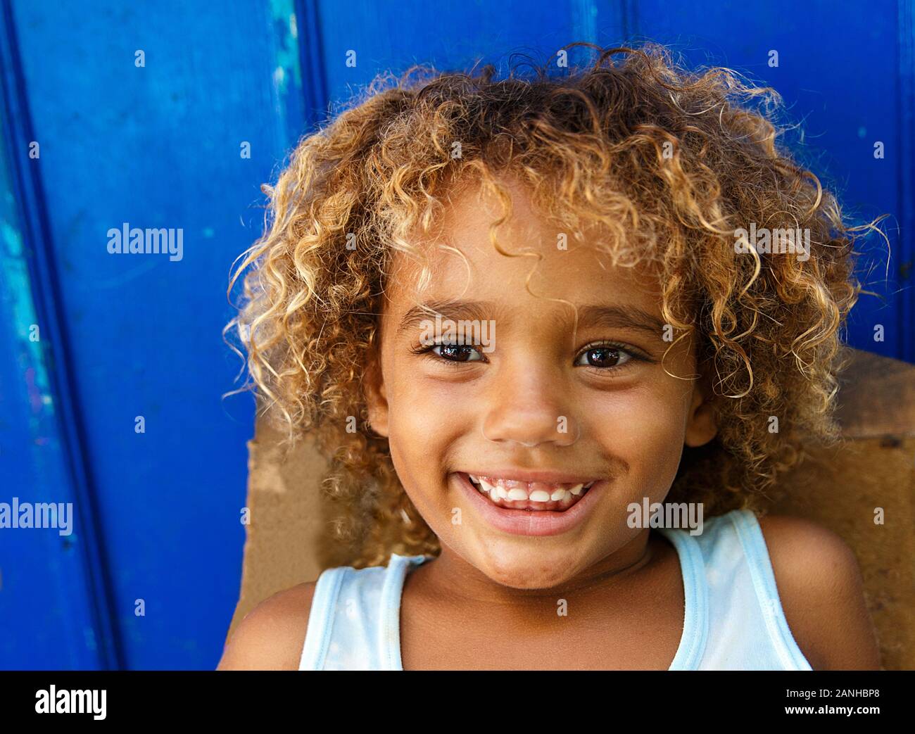 Cuba smile smiling happy girl hi-res stock photography and images - Alamy