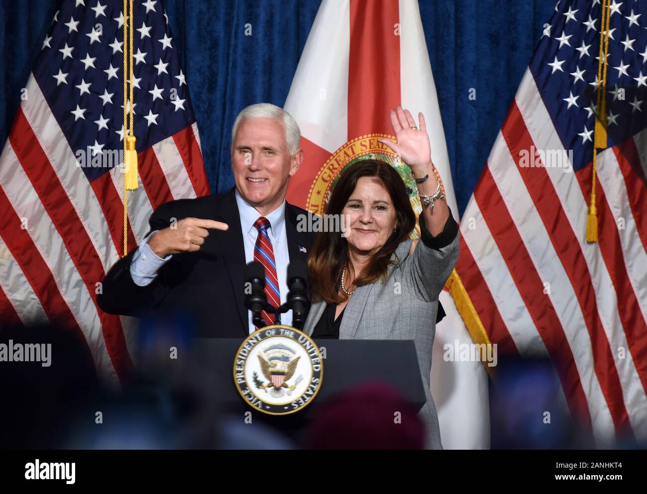 Second lady karen pence hi-res stock photography and images - Alamy