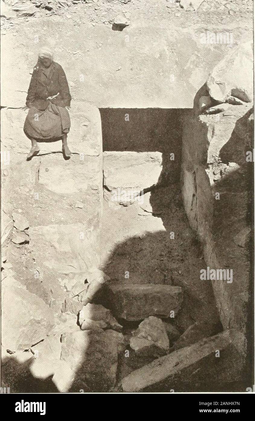 Meydum hi-res stock photography and images - Alamy