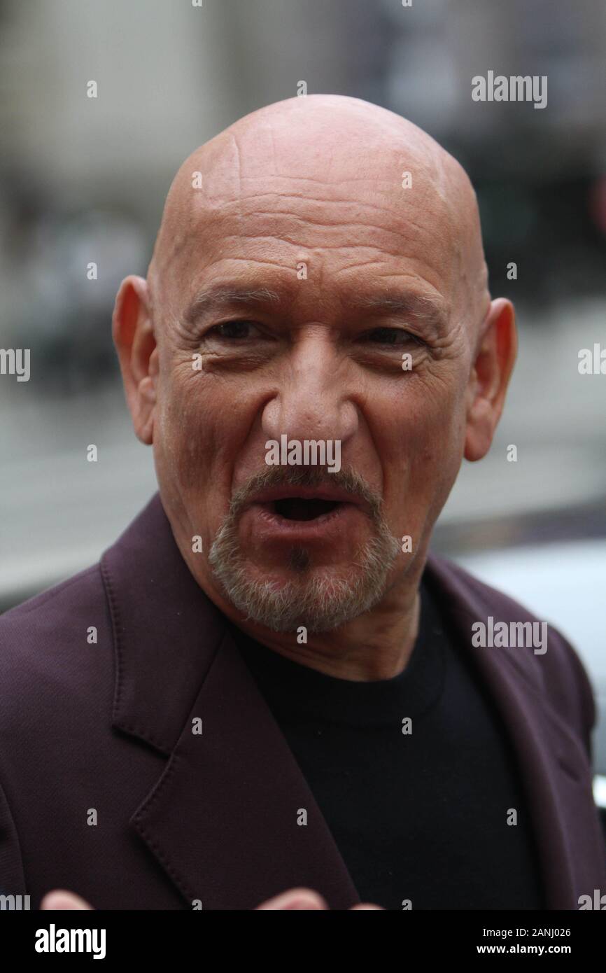 Actor ben kingsley hi-res stock photography and images - Alamy