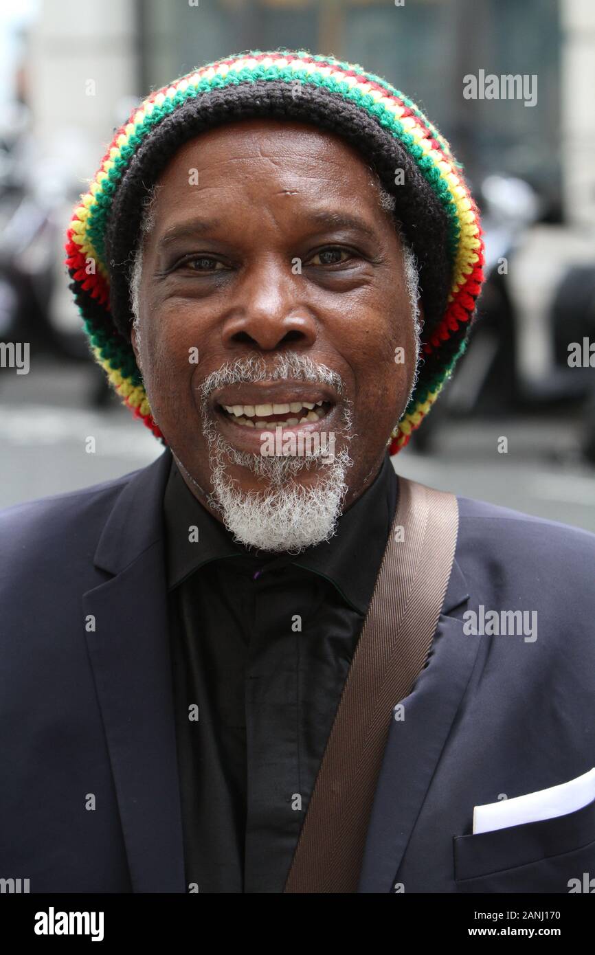 Billy ocean hi-res stock photography and images - Alamy
