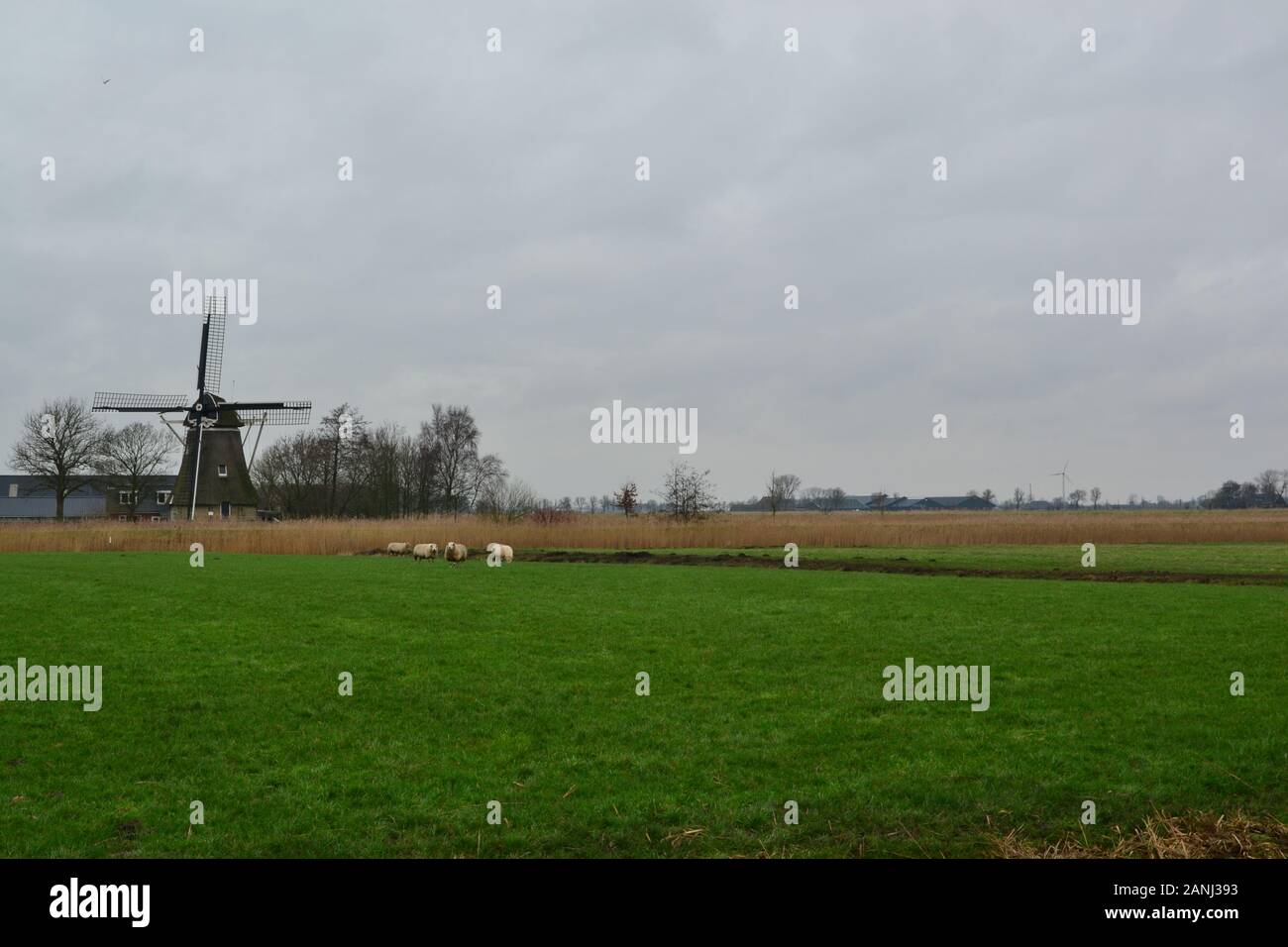Warehouse windy hi-res stock photography and images - Alamy