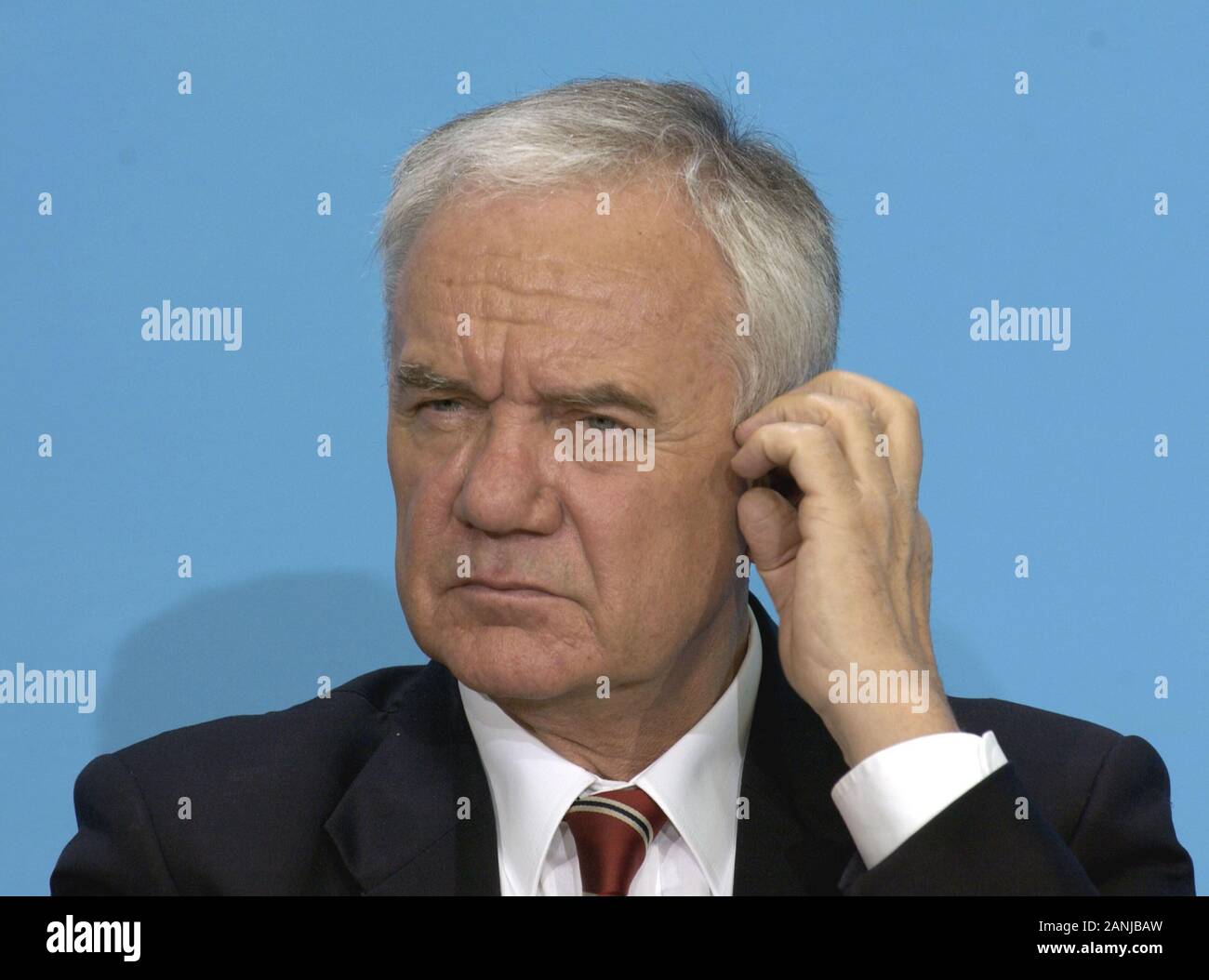 Berlin, Germany. 20th Mar, 2002. Conference of State Premiers from East ...