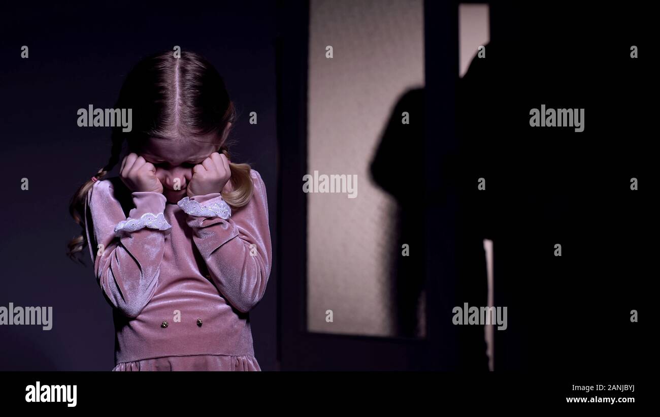 Violence shadow child hi-res stock photography and images - Alamy