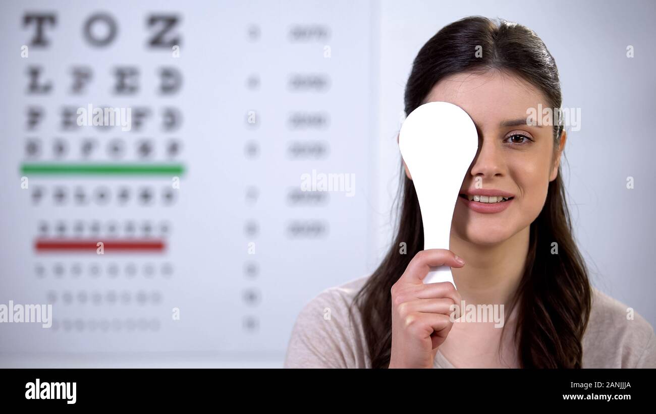 Woman nodding hi-res stock photography and images - Alamy