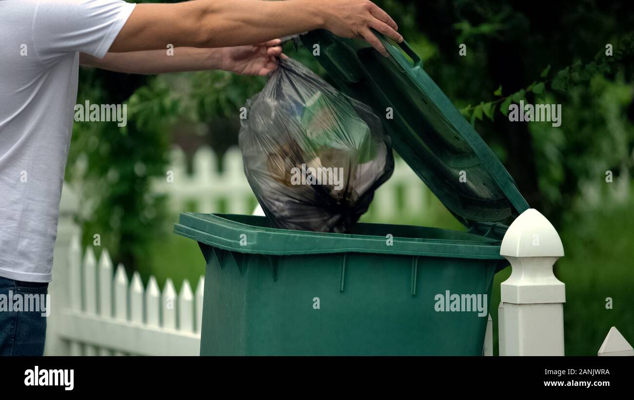Throwing garbage hi-res stock photography and images - Alamy