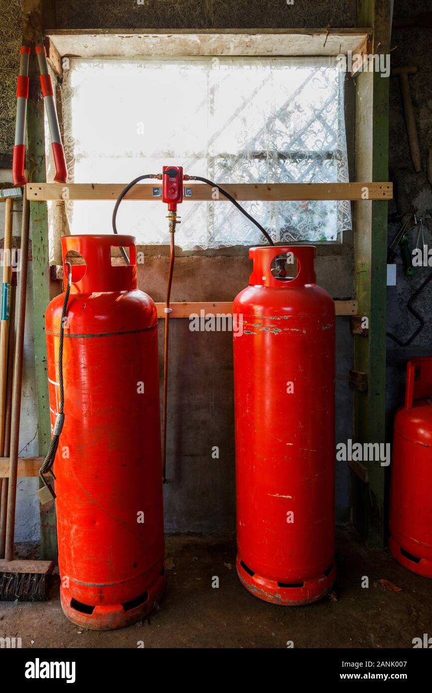 Large propane tank hi-res stock photography and images - Alamy