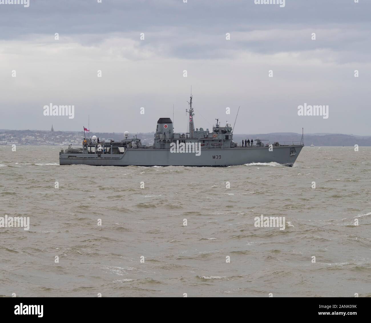 Hunt-class Mine destroyer HMS Huworth in Spithead Stock Photo - Alamy