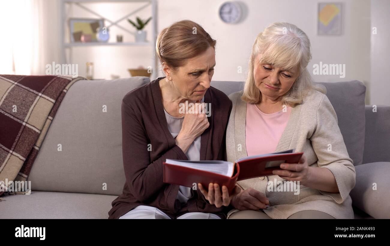 Old reminiscence pictures hi-res stock photography and images - Alamy