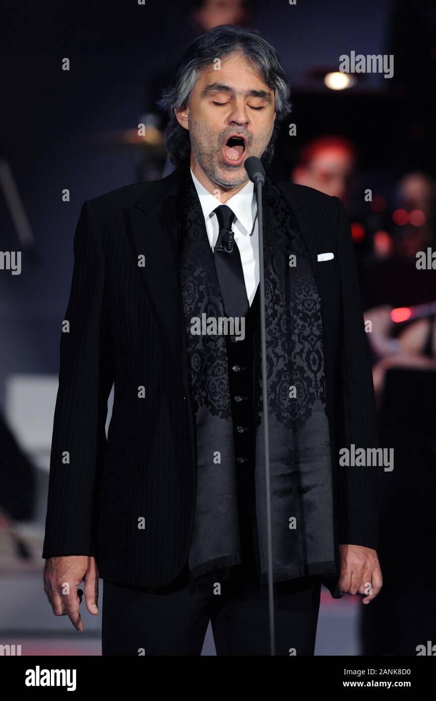 Bocelli image hi-res stock photography and images - Alamy