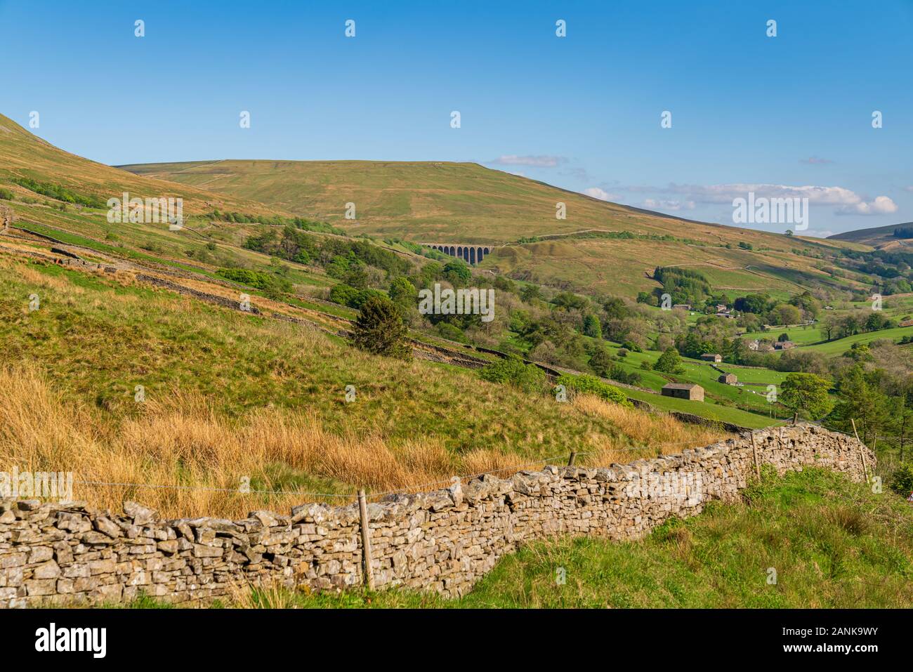Yorkshire Dales landscape in the Dent Dale near Cowgill with the Arten ...