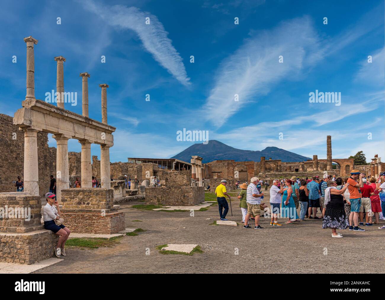 Pompeii tour hi-res stock photography and images - Alamy