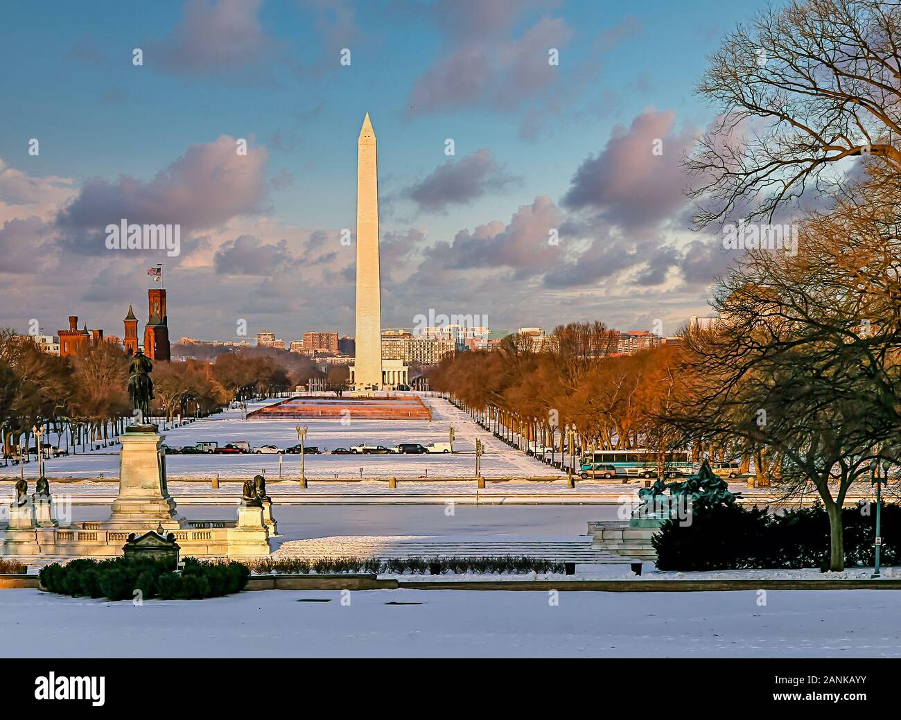 The capital in washington dc with snow hi-res stock photography and ...