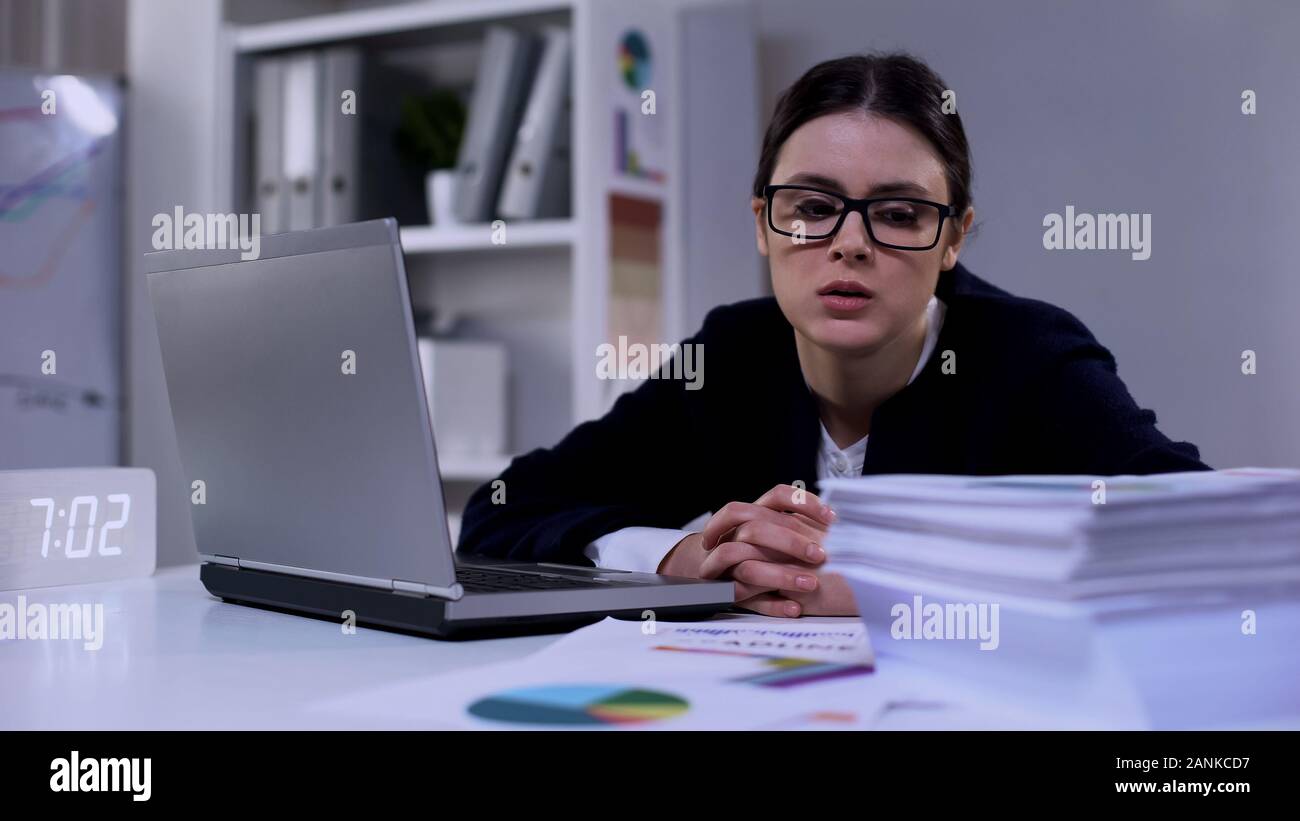Overwhelmed woman pile work hi-res stock photography and images - Alamy