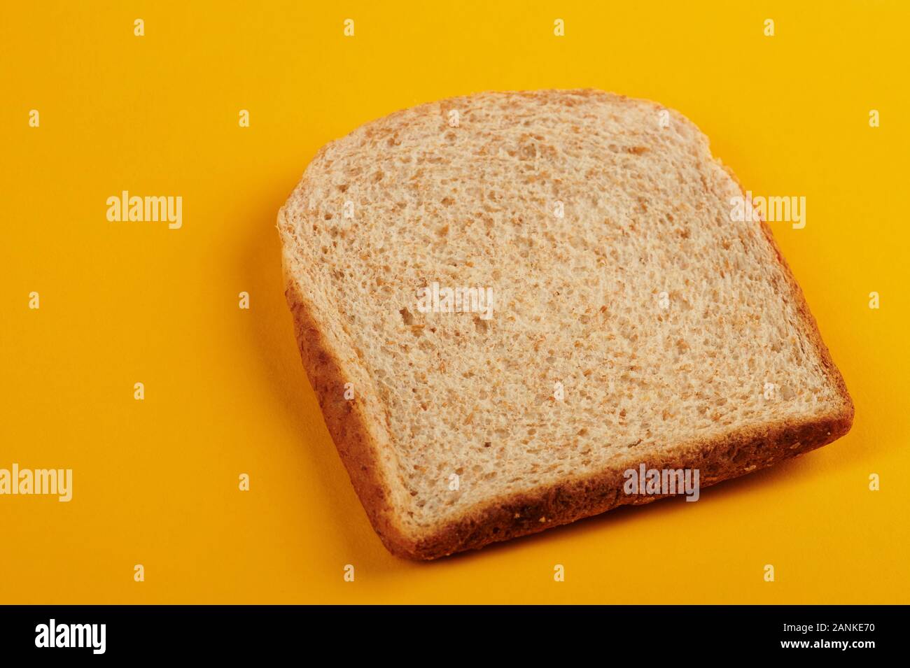Wholemeal bread slice hi-res stock photography and images - Alamy