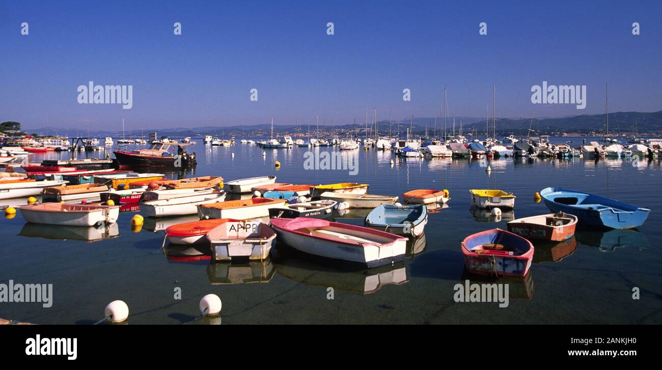 Mediterranean fishing boats at Le Brusc Var Provence Stock Photo - Alamy