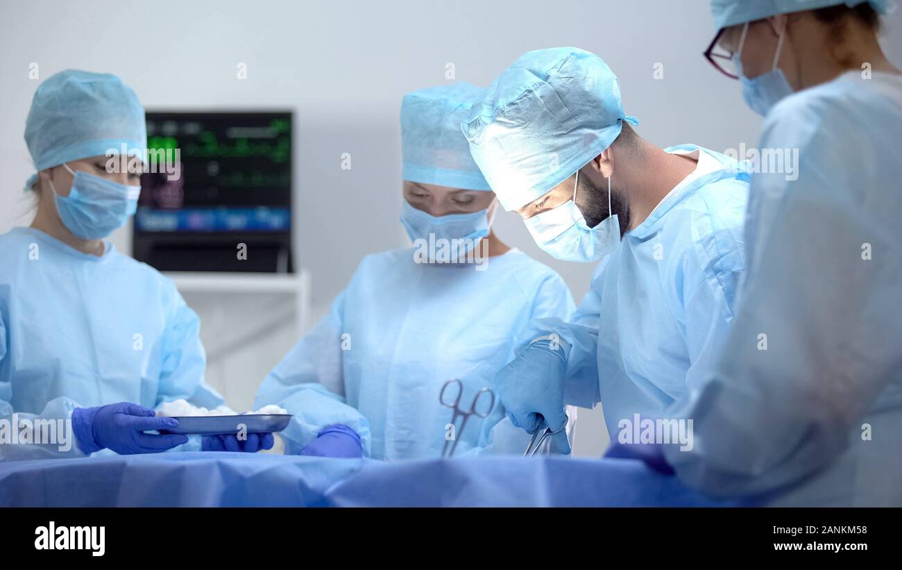 Life saving mask hi-res stock photography and images - Alamy