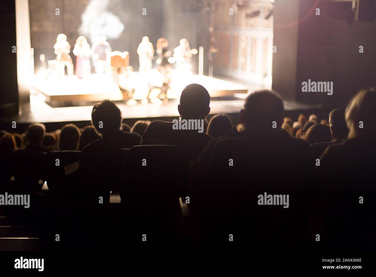 Audience seats stage lights hi-res stock photography and images - Alamy