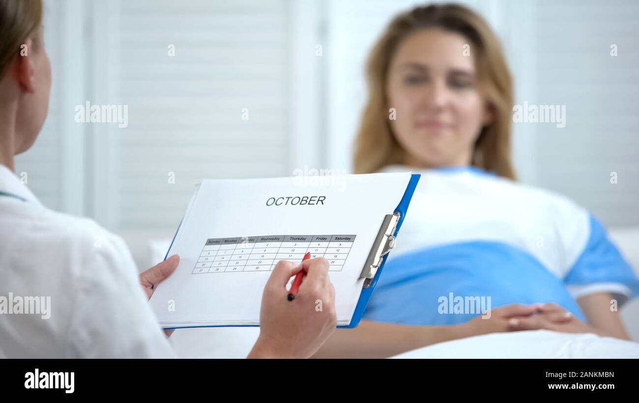 Midwife examination pregnant woman hi-res stock photography and images ...