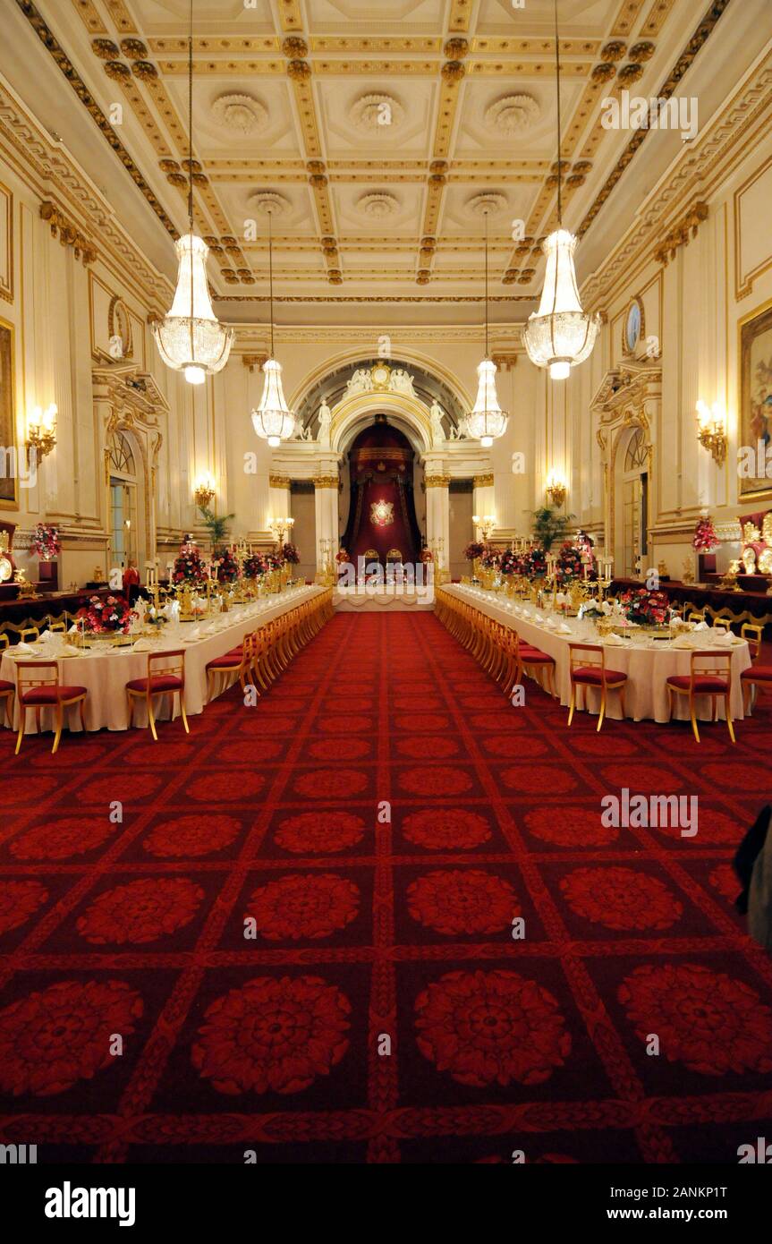 Palace ballroom buckingham hi-res stock photography and images - Alamy