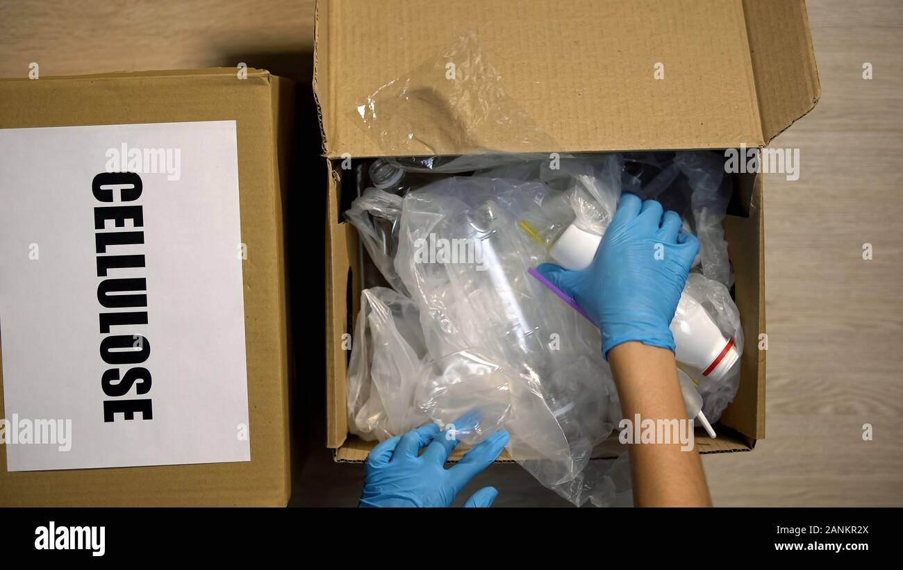 Sorting boxes hi-res stock photography and images - Alamy