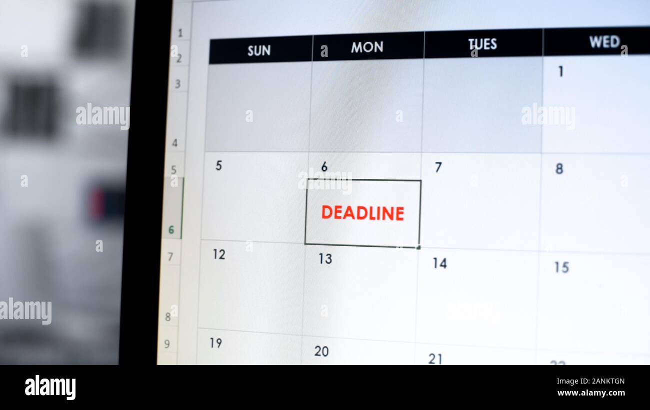 Deadline note in online calendar on pc screen, time management ...