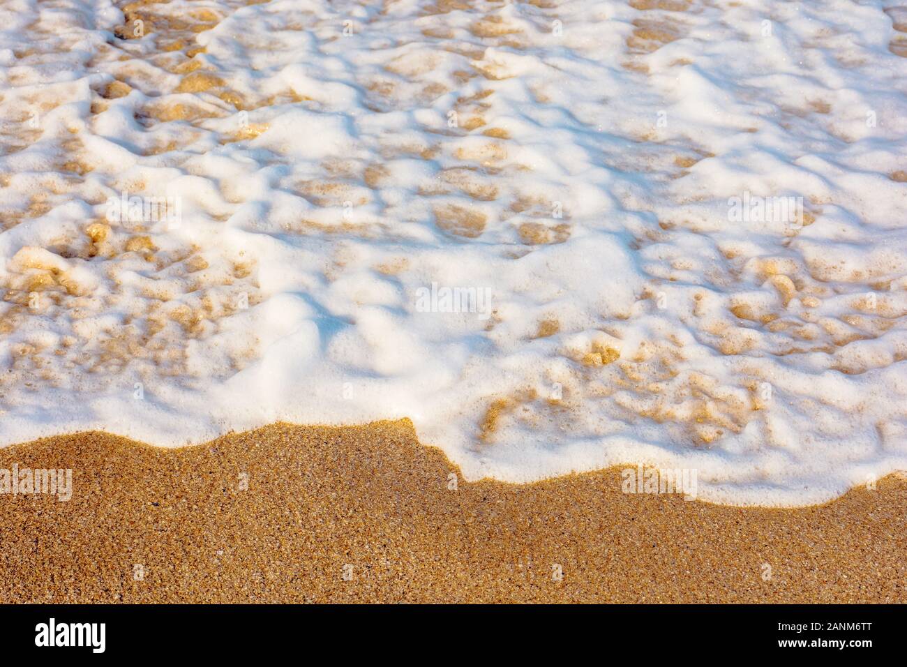Creamy foam texture hi-res stock photography and images - Alamy