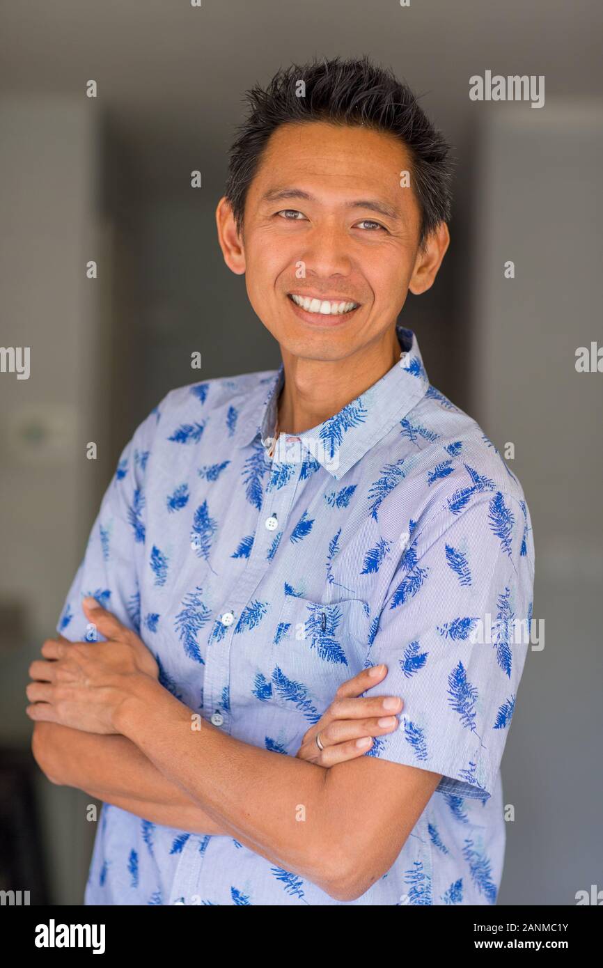 Adult males hi-res stock photography and images - Alamy