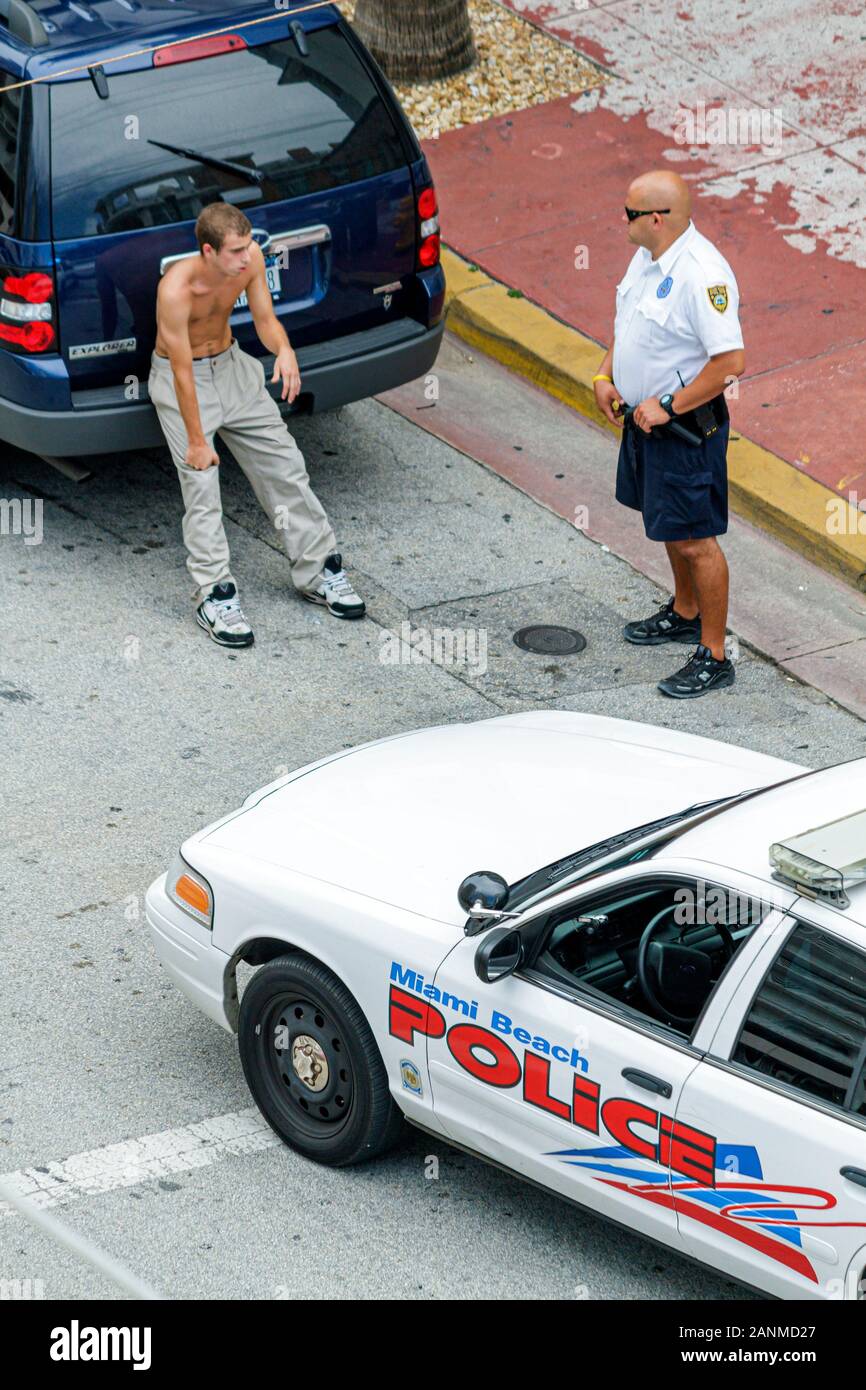 Miami beach florida man police hi-res stock photography and images - Alamy