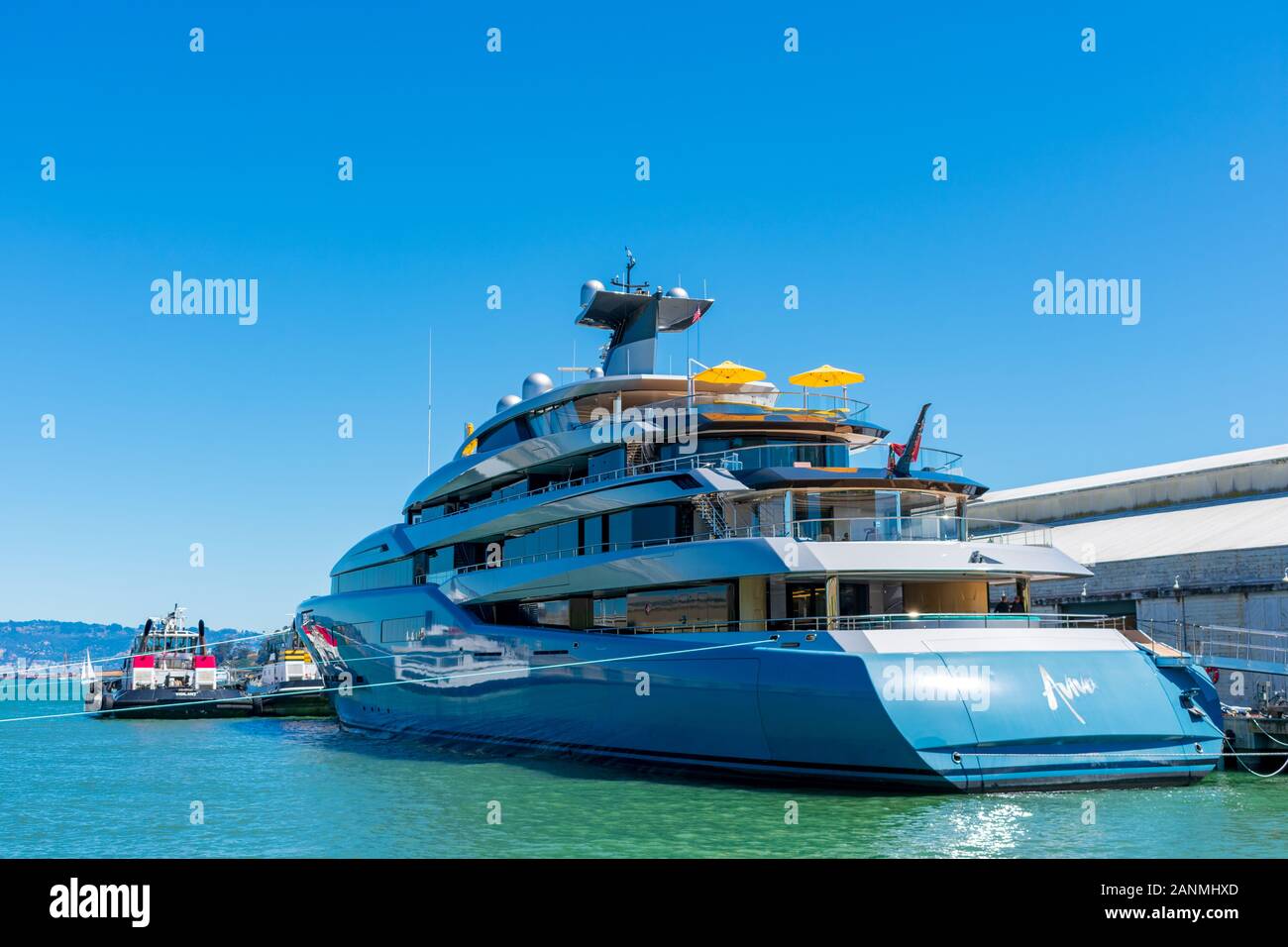 Aviva yacht joe lewis hi-res stock photography and images - Alamy