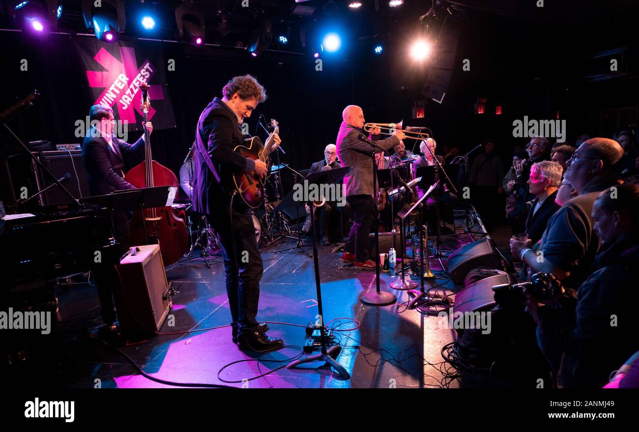 Matt bernstein hi-res stock photography and images - Alamy