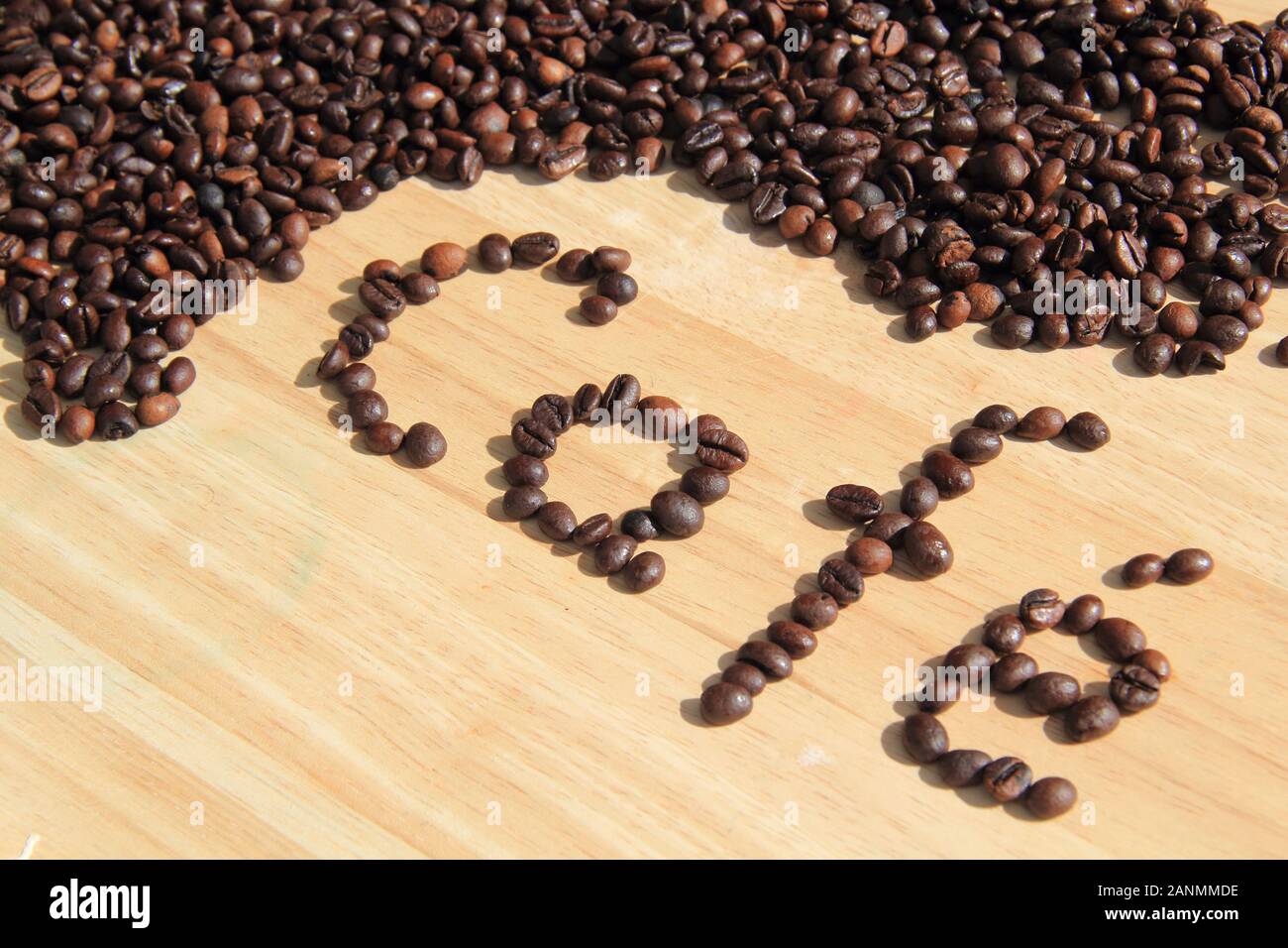 the word cafe written from fresh coffee beans Stock Photo - Alamy