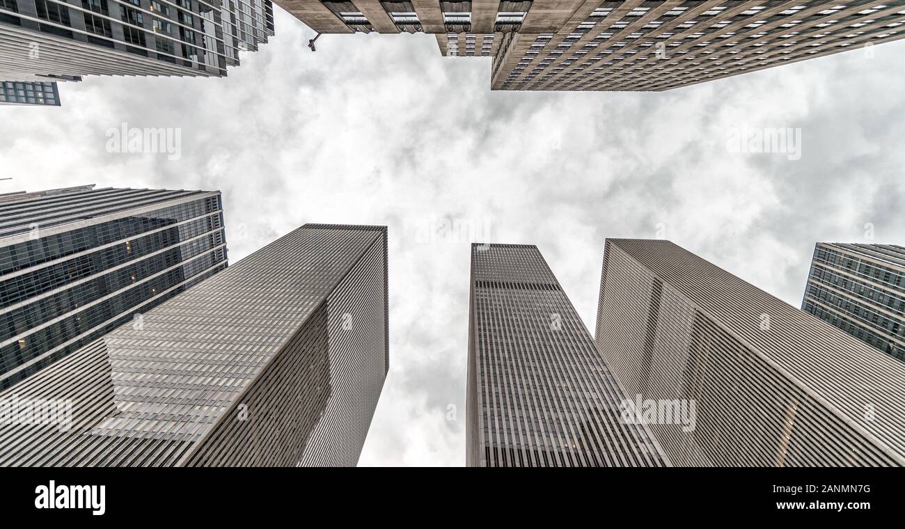 Street level view of Manhattan skyscrapers Stock Photo - Alamy