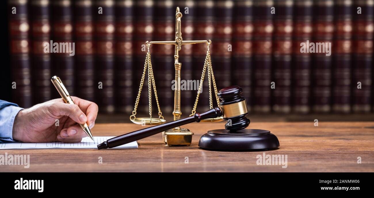 Legal documents hi-res stock photography and images - Alamy