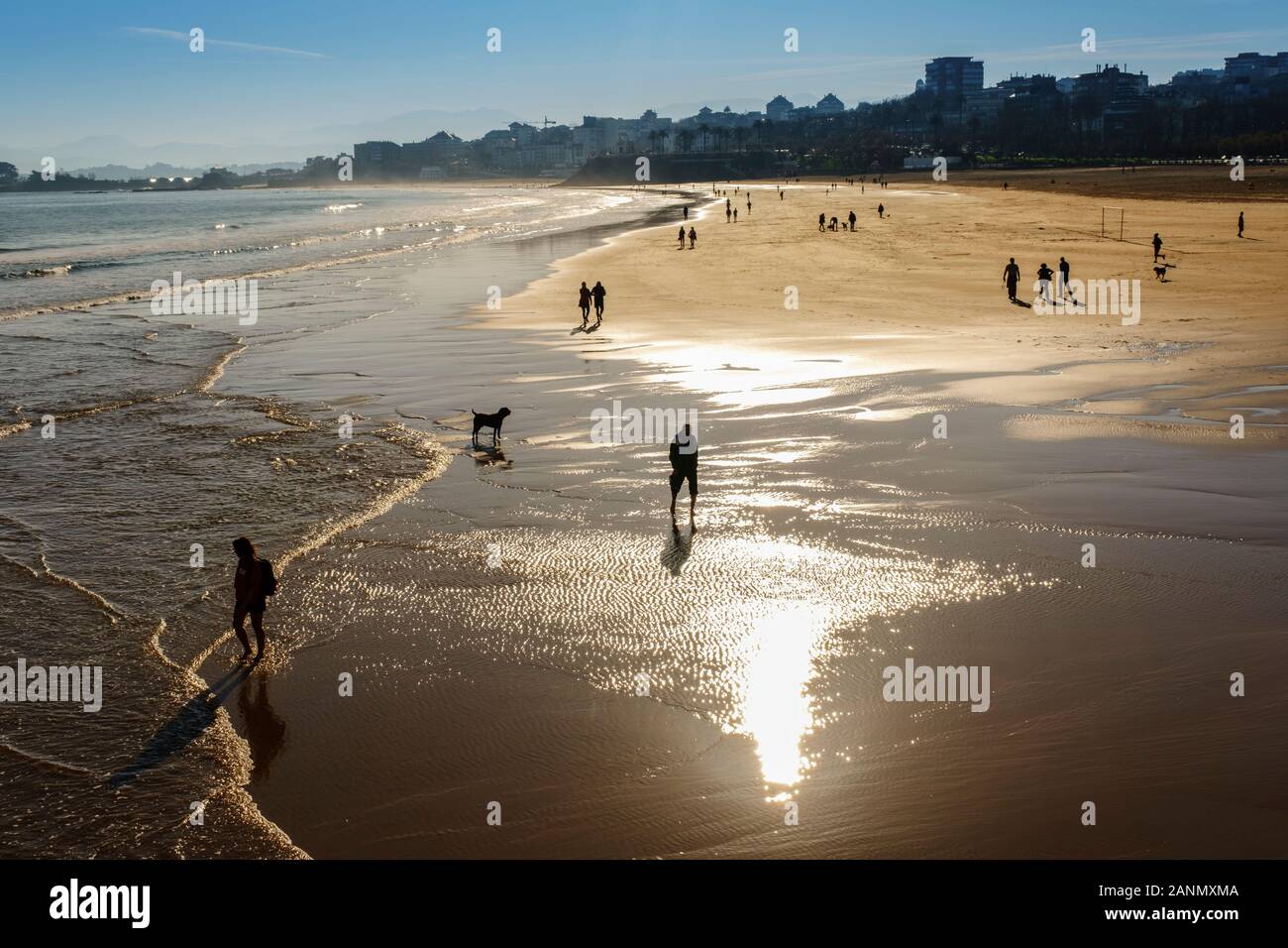 Playa del sardinero hi-res stock photography and images - Alamy