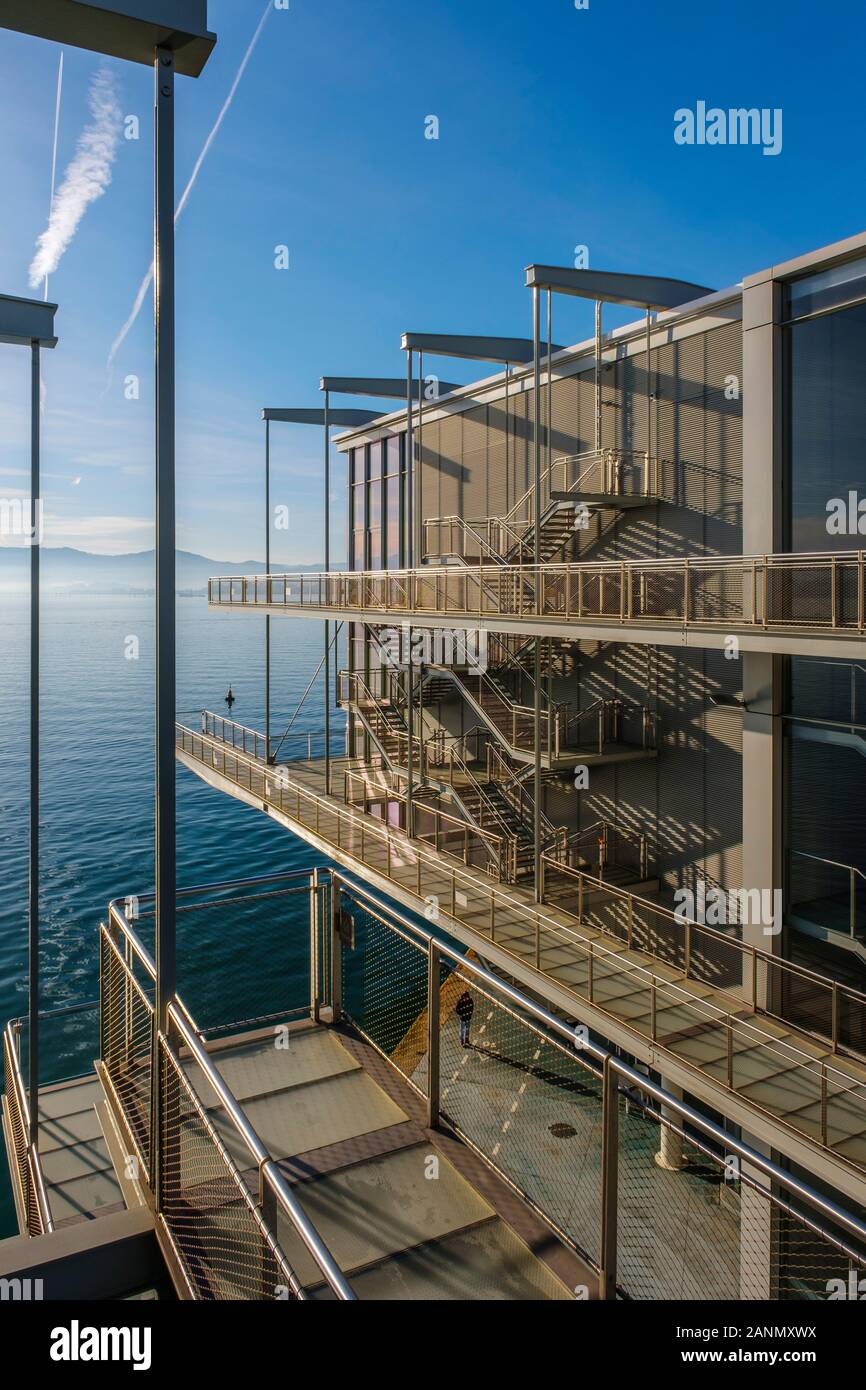 Botin Center Modern museum Art and Culture. Botin Foundation, architect ...