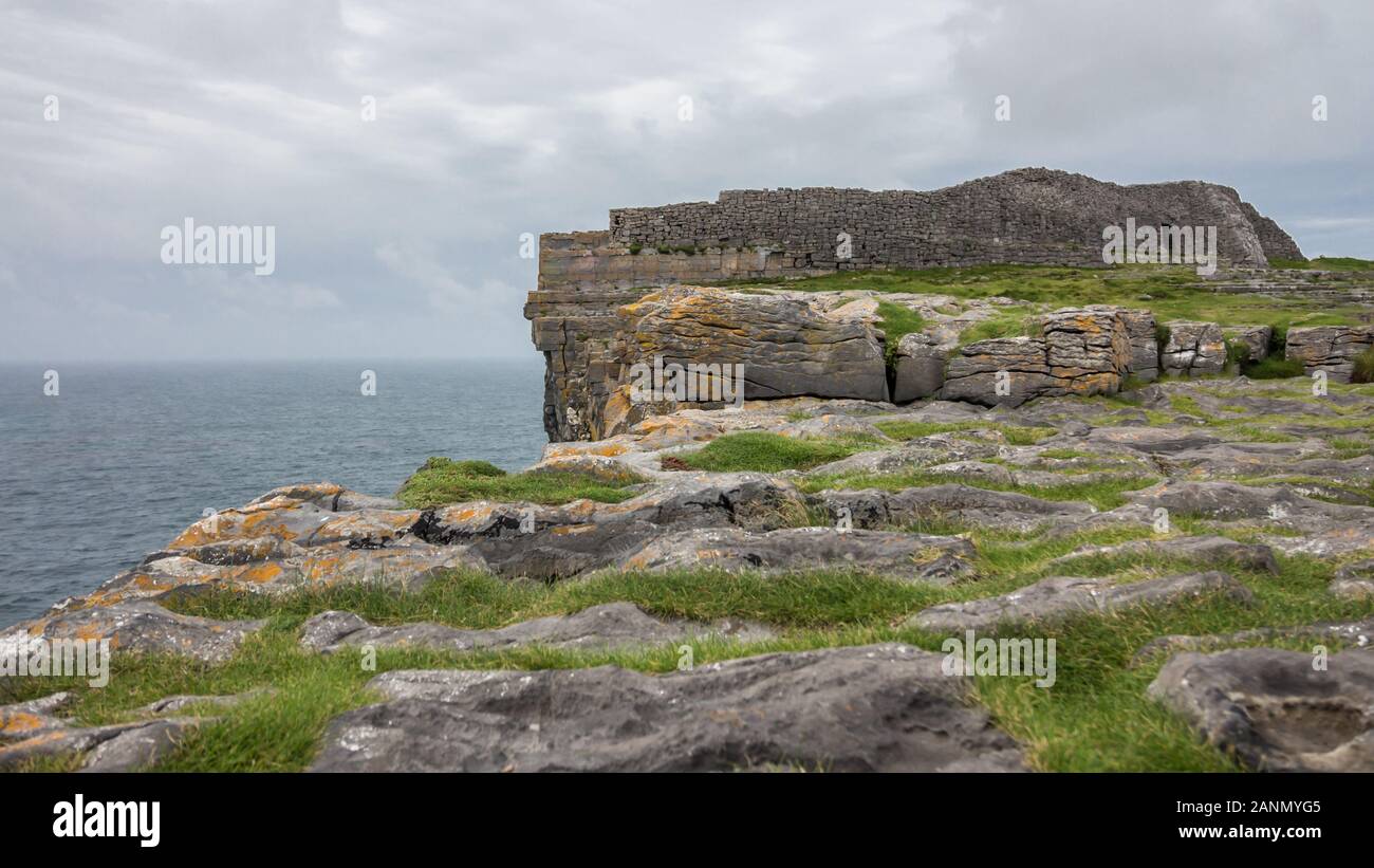 Aran island architecture hi-res stock photography and images - Alamy