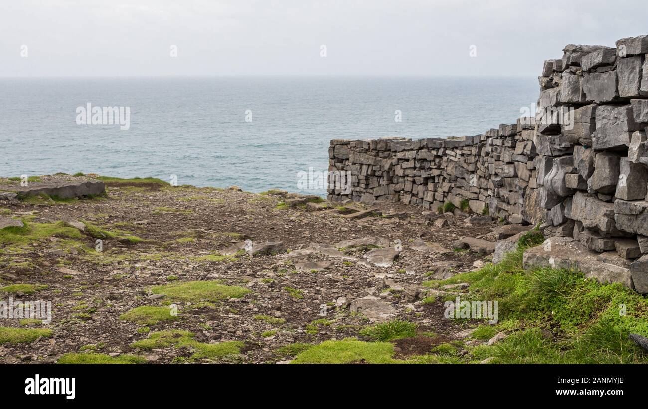 Aran island hi-res stock photography and images - Alamy