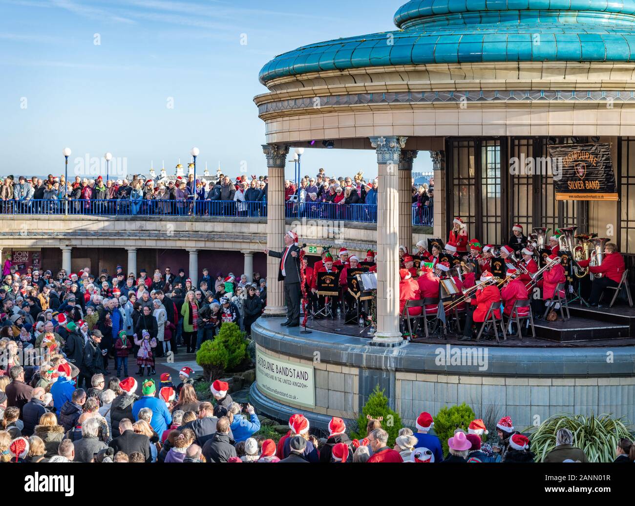 Eastbourne bandstand chrsitmas concert 2019 hi-res stock photography ...