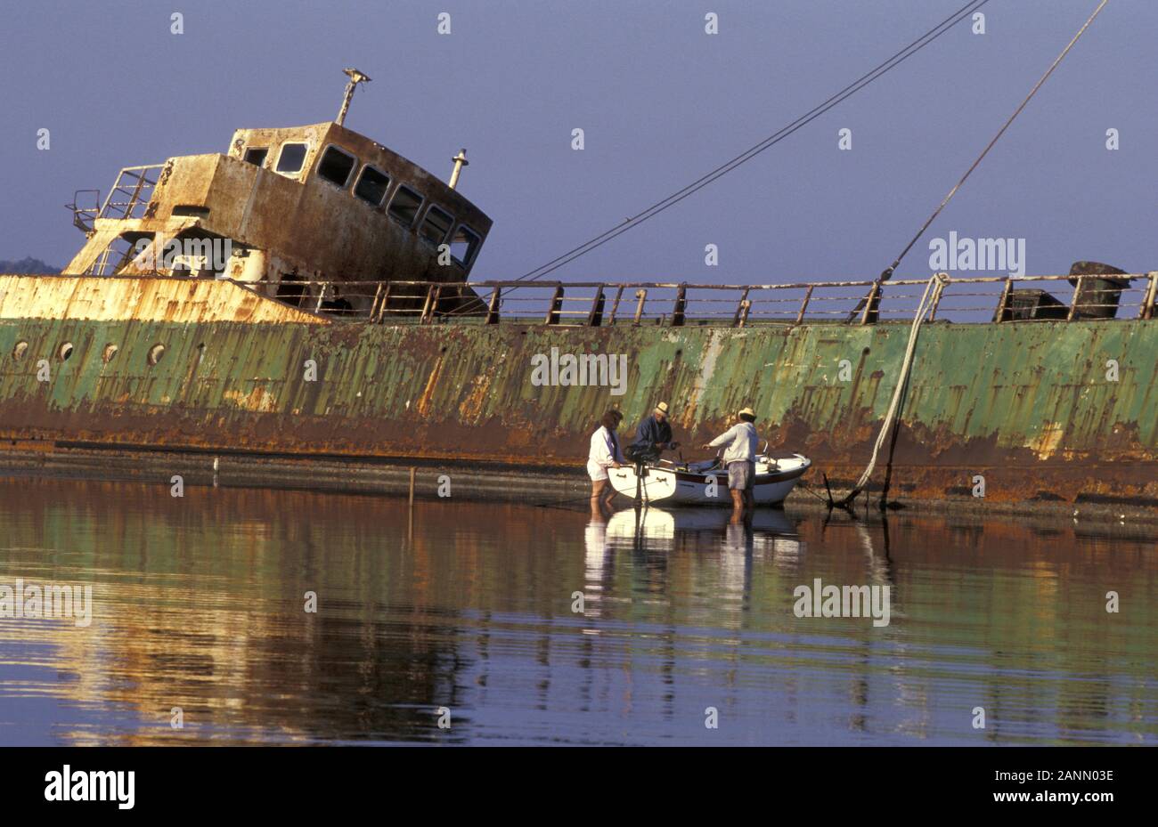 Schiffswrack - Shipwreck Stock Photo - Alamy