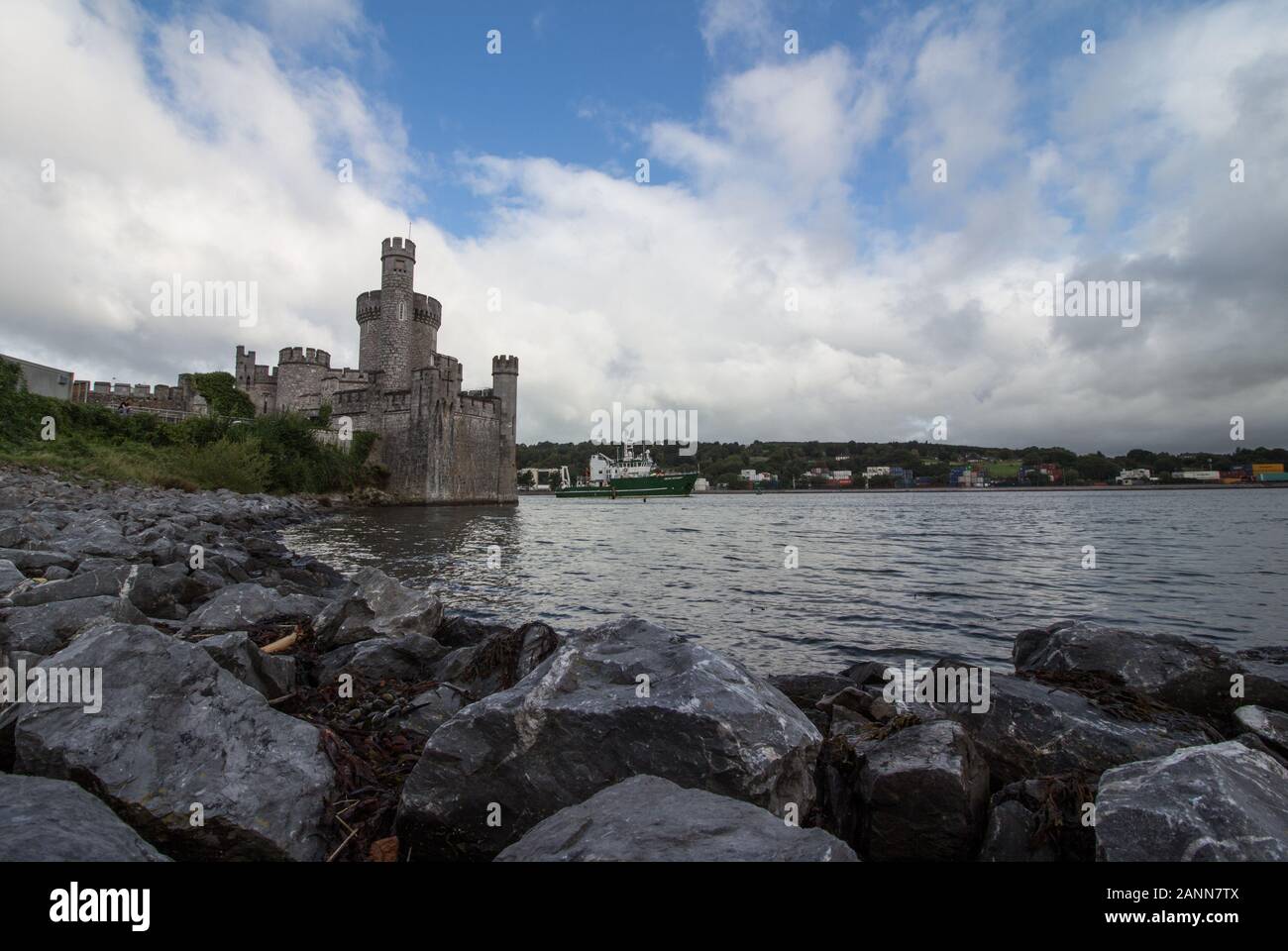 Blackness castle linlithgow hi-res stock photography and images - Alamy