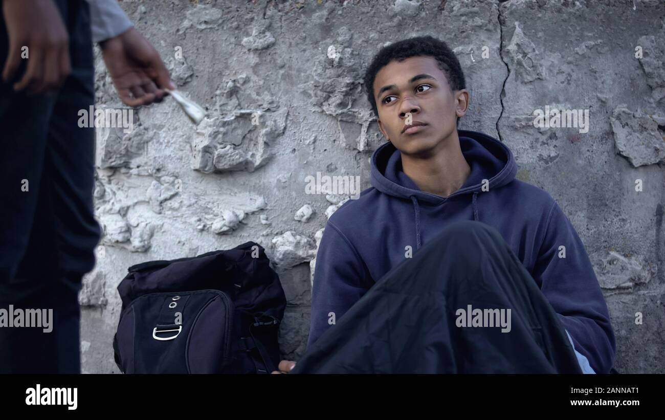 Homeless black teenager hi-res stock photography and images - Alamy