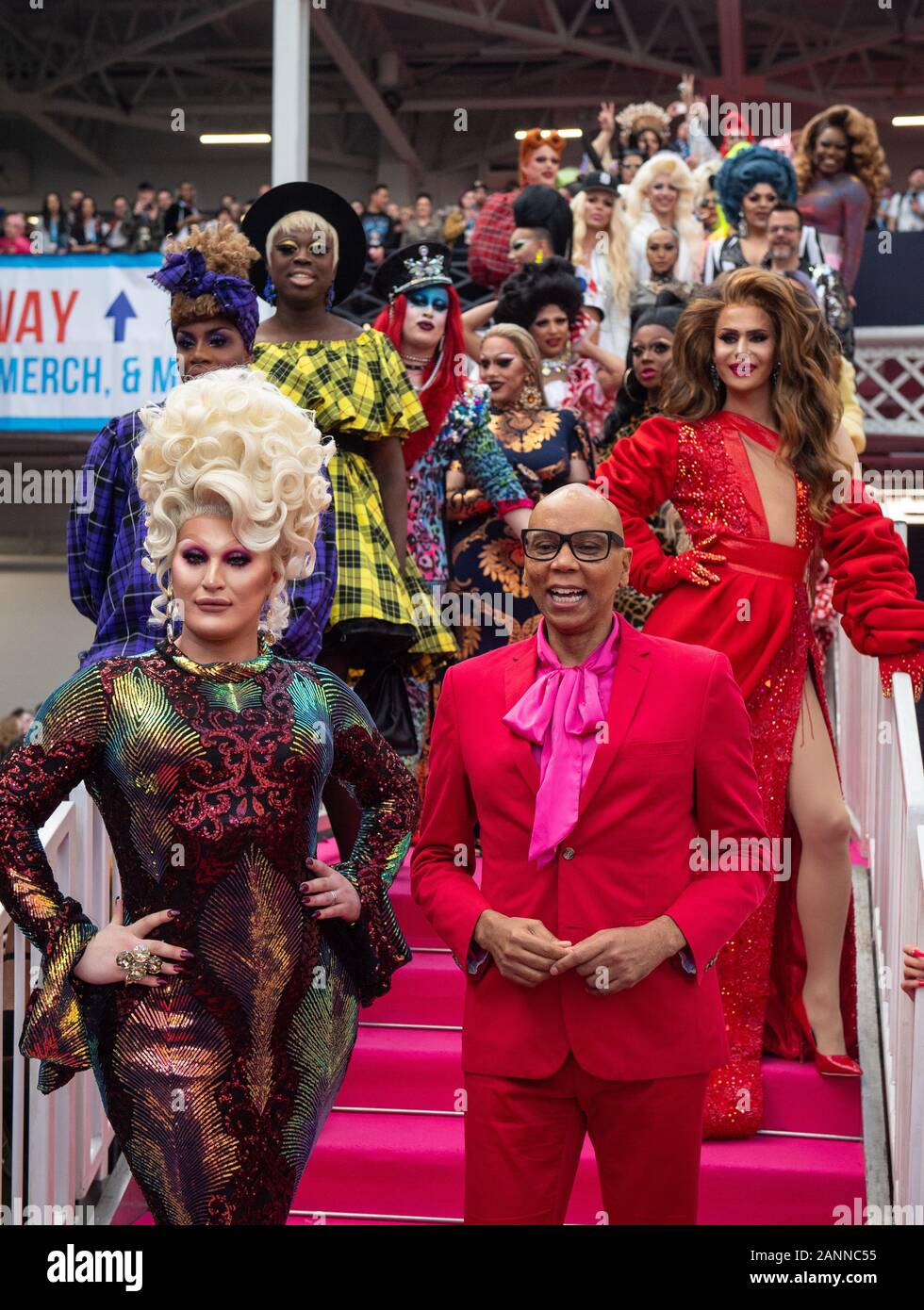 Dragcon Stock Photos & Dragcon Stock Images - Alamy