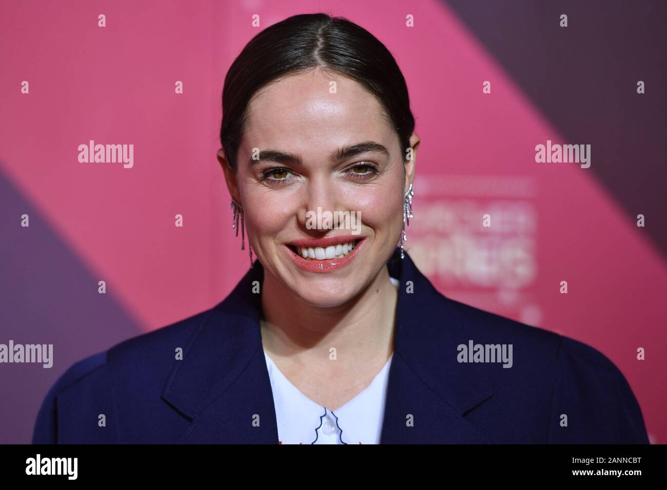 Verena ALTENBERGER (actress), single image, cut single motif, portrait ...
