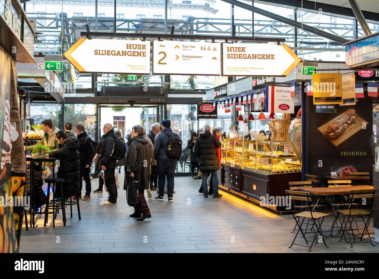 Copenhagen street food stall hi-res stock photography and images - Alamy