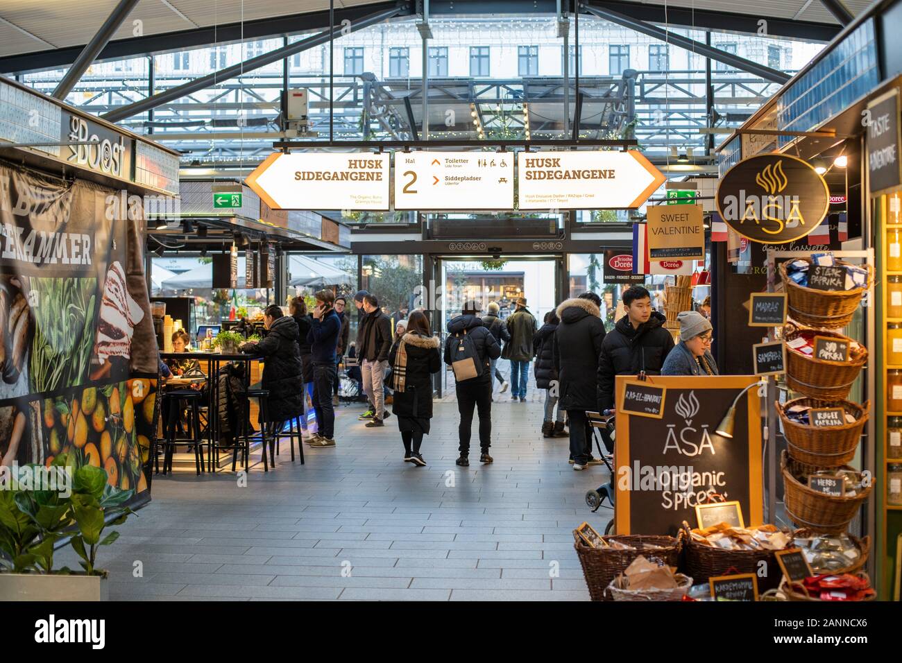 Copenhagen street food market hi-res stock photography and images - Alamy